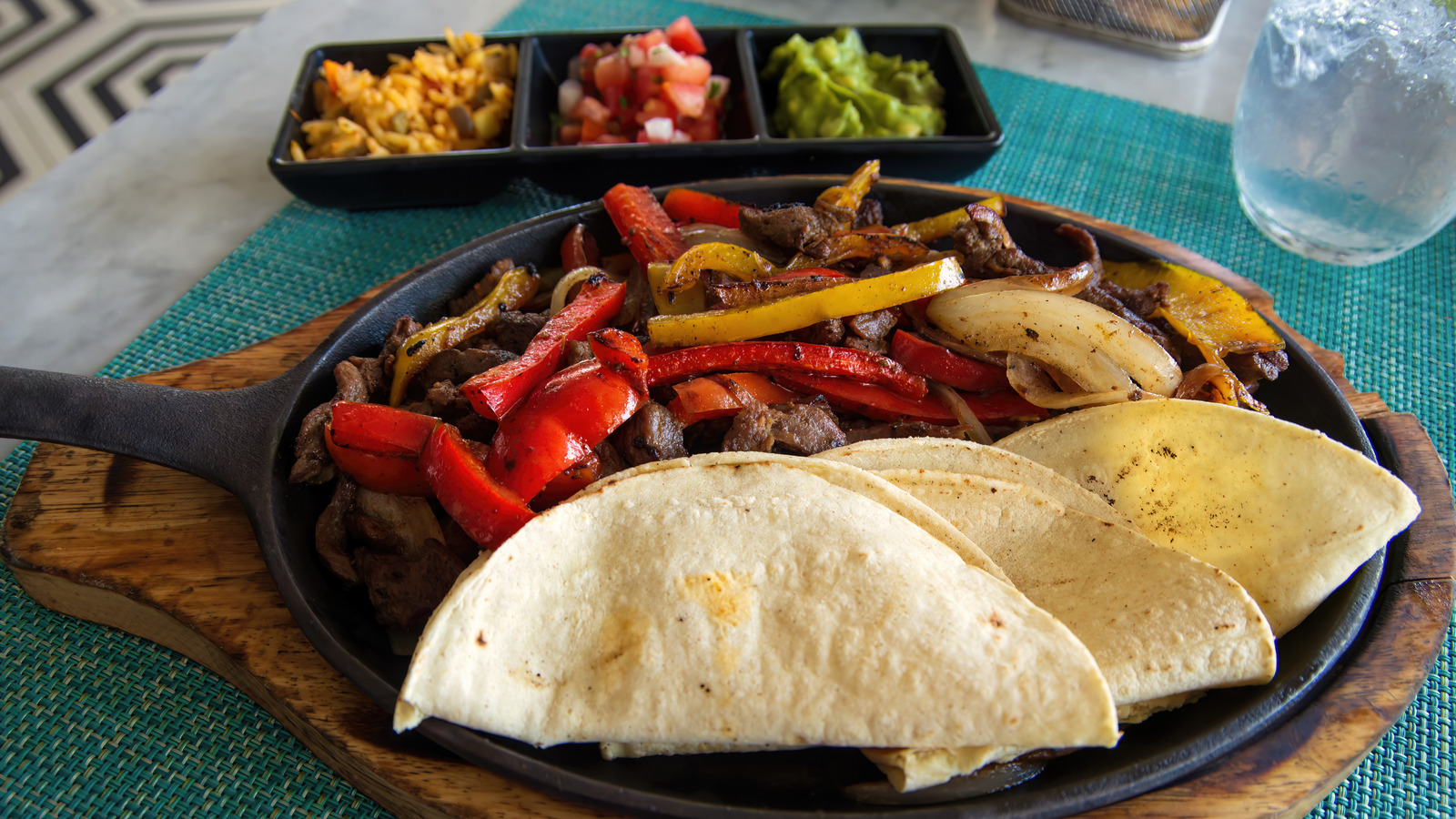 How To Cook Fajitas And Give Them The Perfect Char