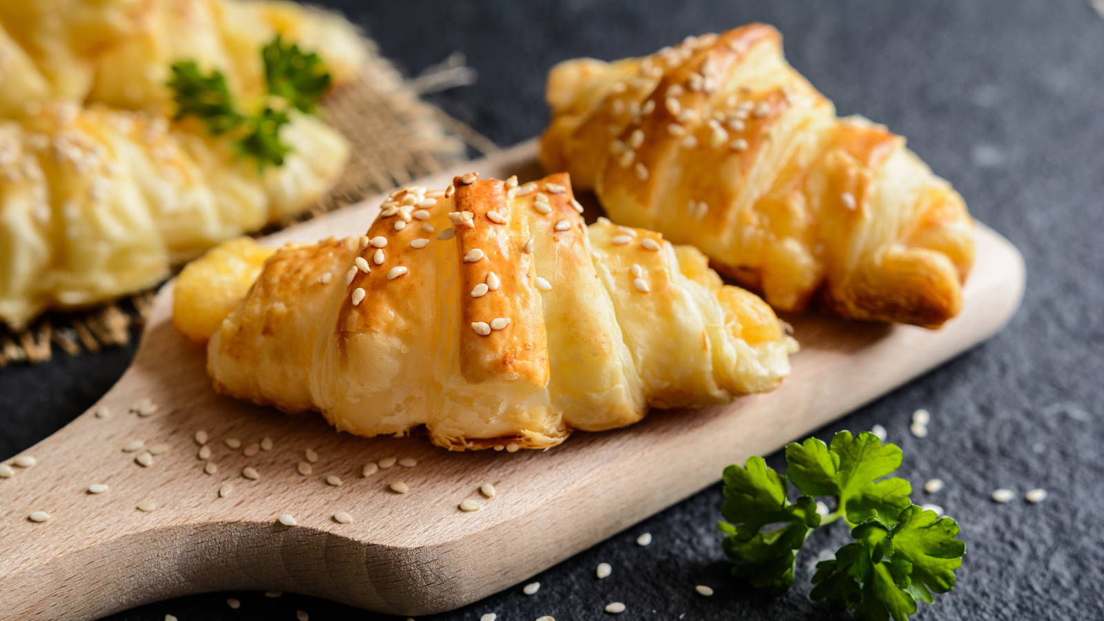 How To Make Easy Croissants Out Of Rice Paper