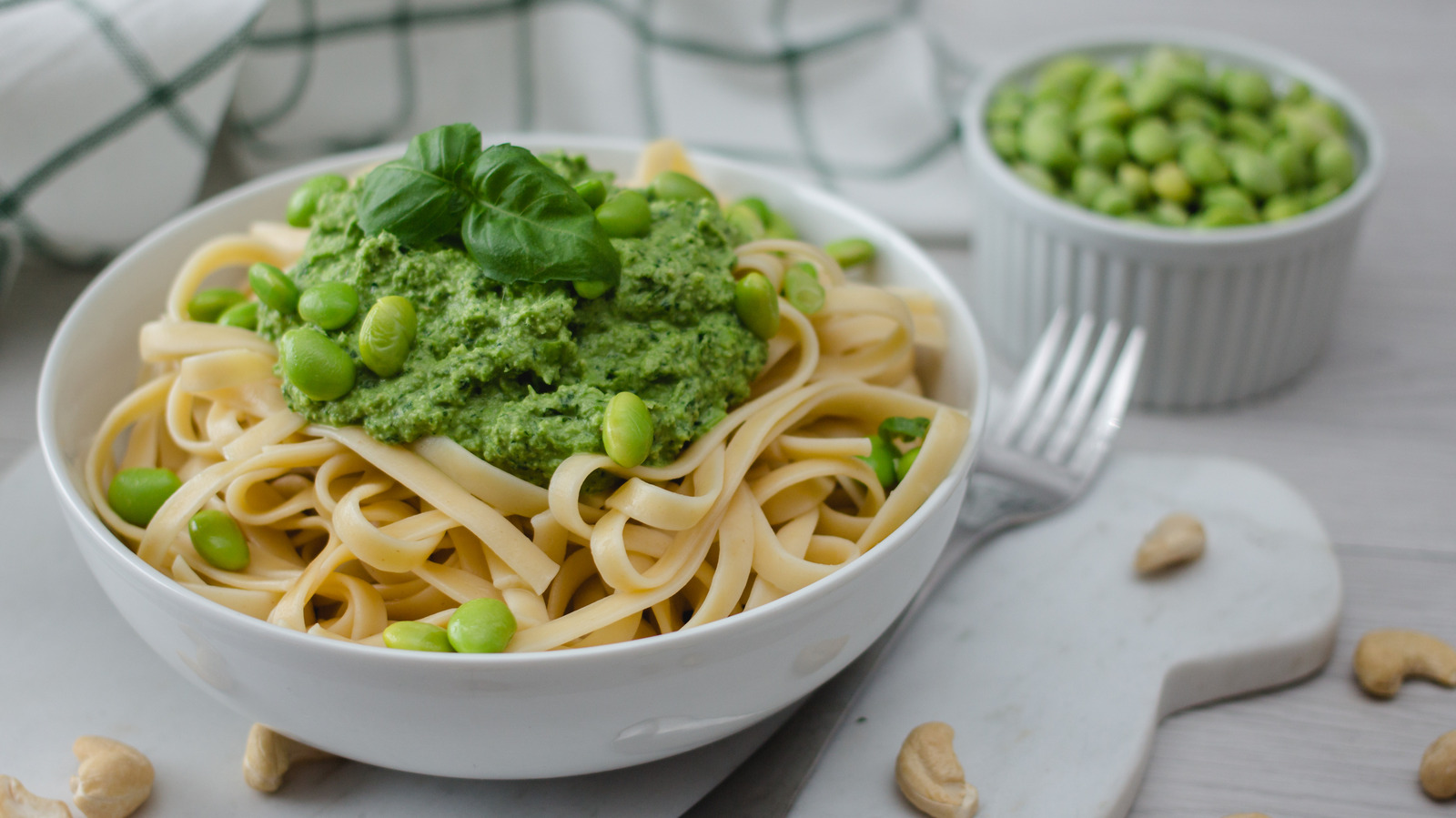 Protein-Packed Edamame Adds Extra Nutrients To Your Pasta Sauce
