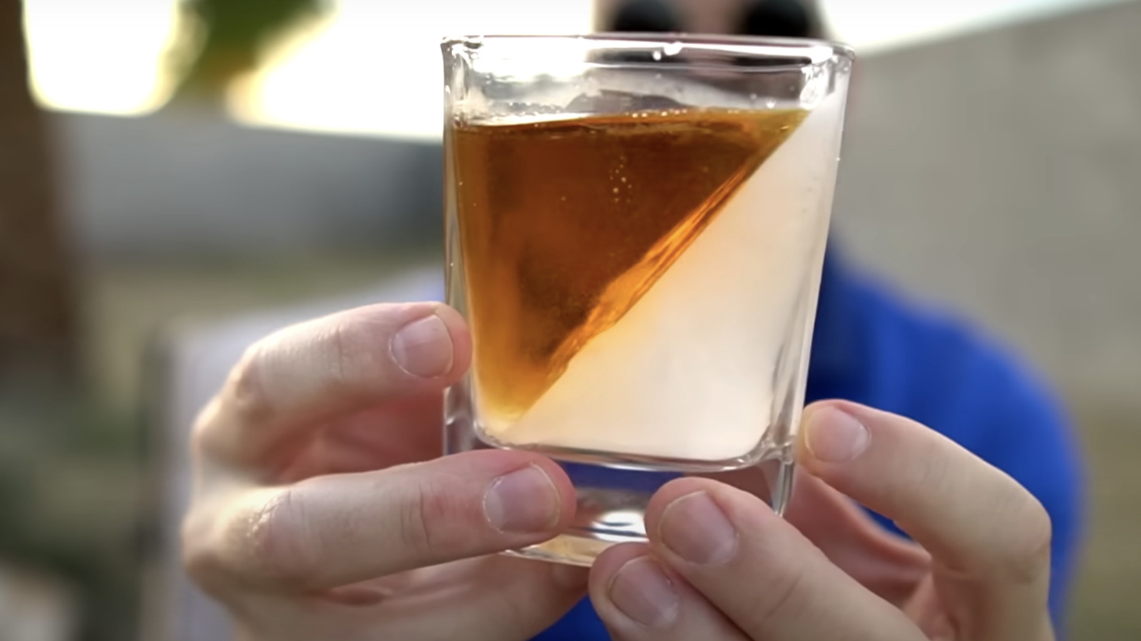 Effortlessly Elevate Cocktails With Angled Ice