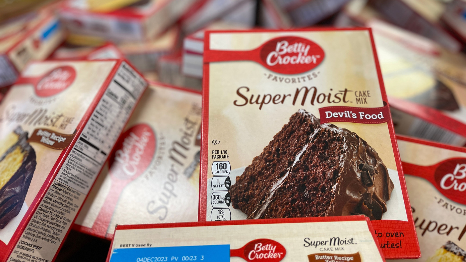 Flavor Isn't The Only Thing That Makes Boxed Cake Mixes So Delicious
