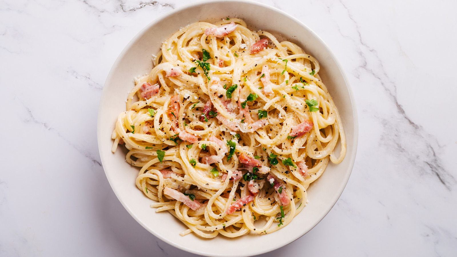 Sometimes, It's Perfectly Okay To Avoid A Roux With Creamy Pasta Sauce