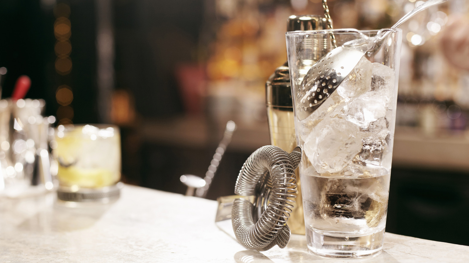 How To Spice Up Your Ice Cubes For Better Cocktails