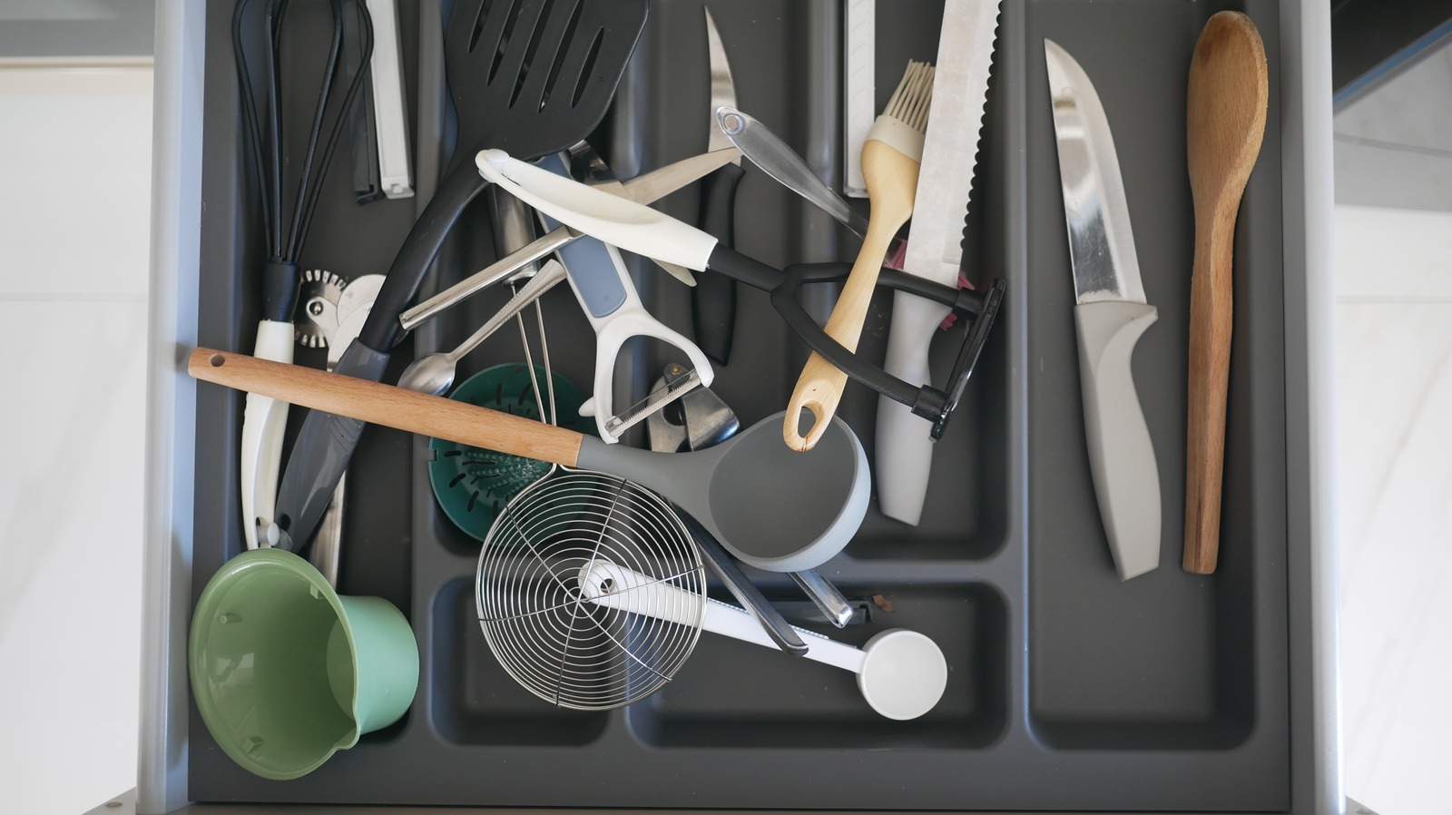 How To Organize Your Kitchen Drawers Like A Pro