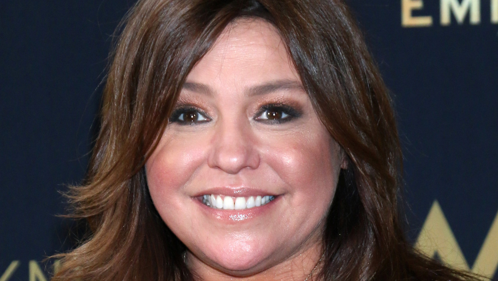 Rachael Ray's Genius Tip To Keep Eggshells Out Of Your Food