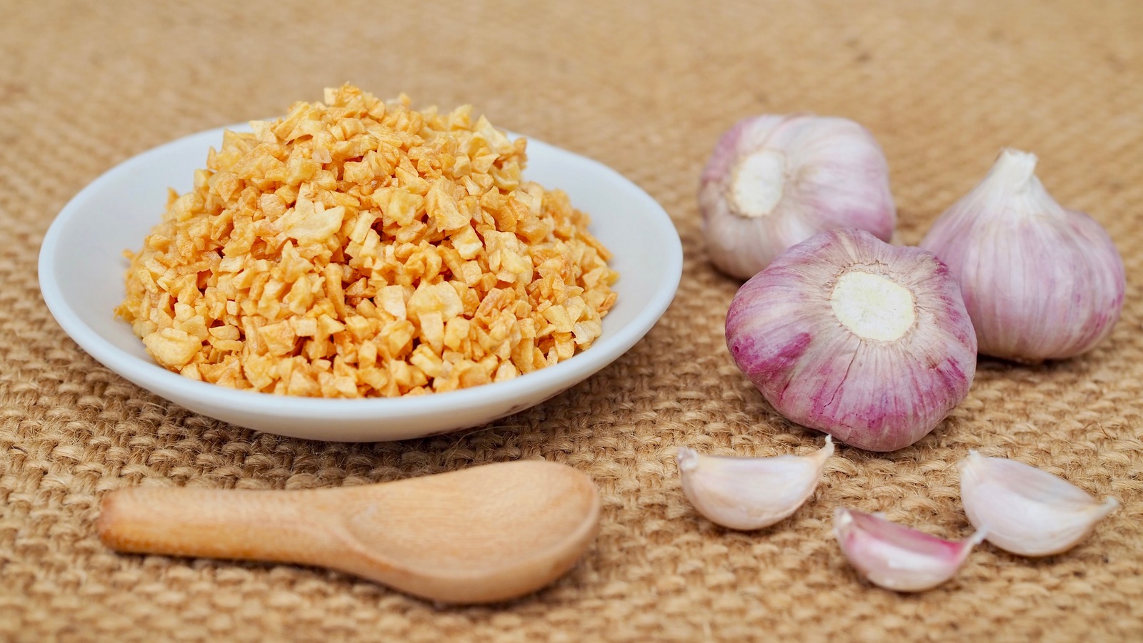 Don't Think Twice And Fry Up Garlic In Your Microwave