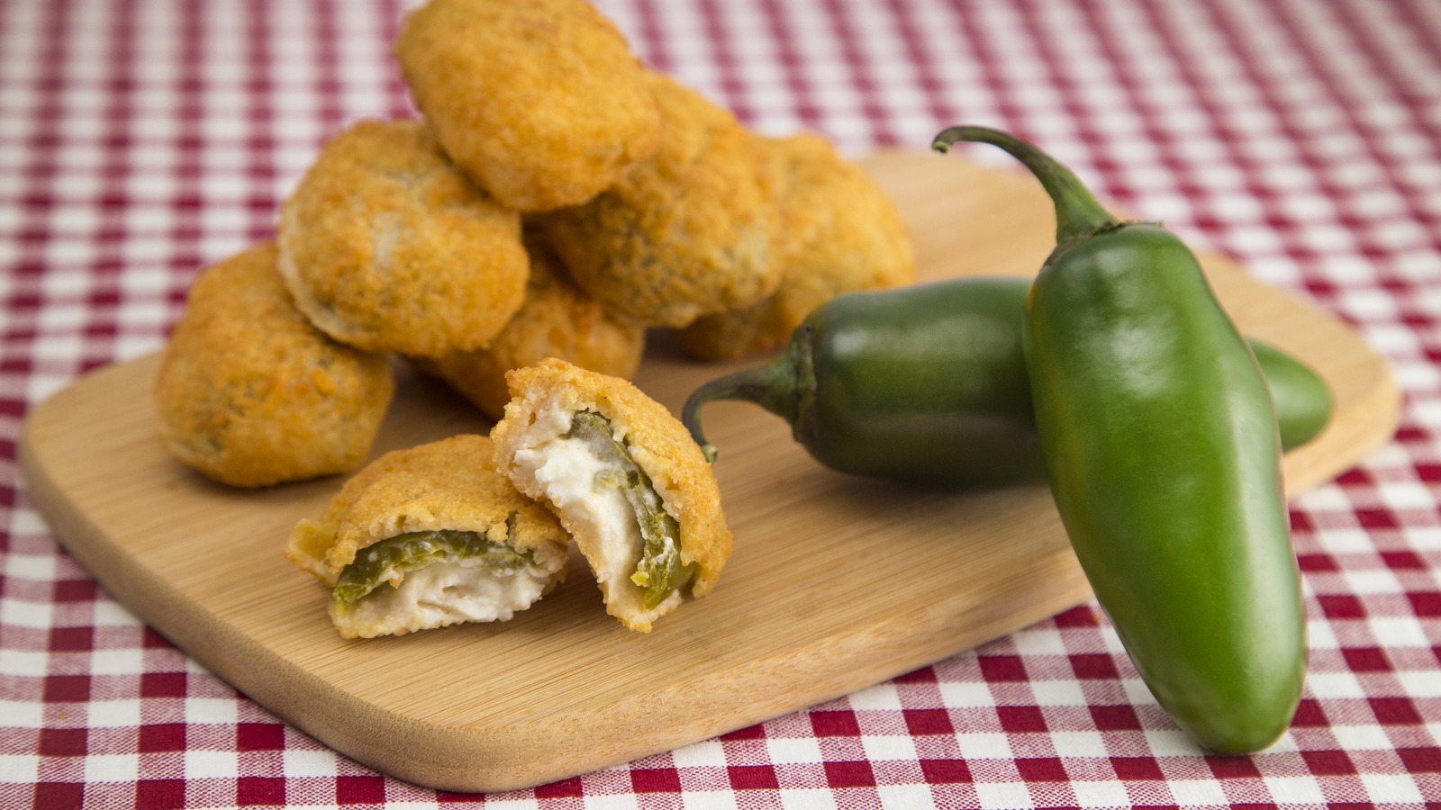 The Once-Popular Chain Restaurant That Has Frozen Appetizers At Dollar Tree