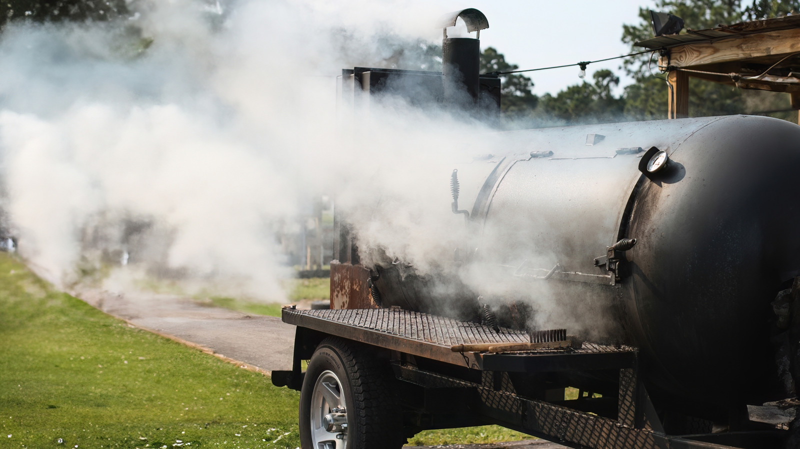 If A BBQ Restaurant Doesn't Smell Smoky, Get Out Fast