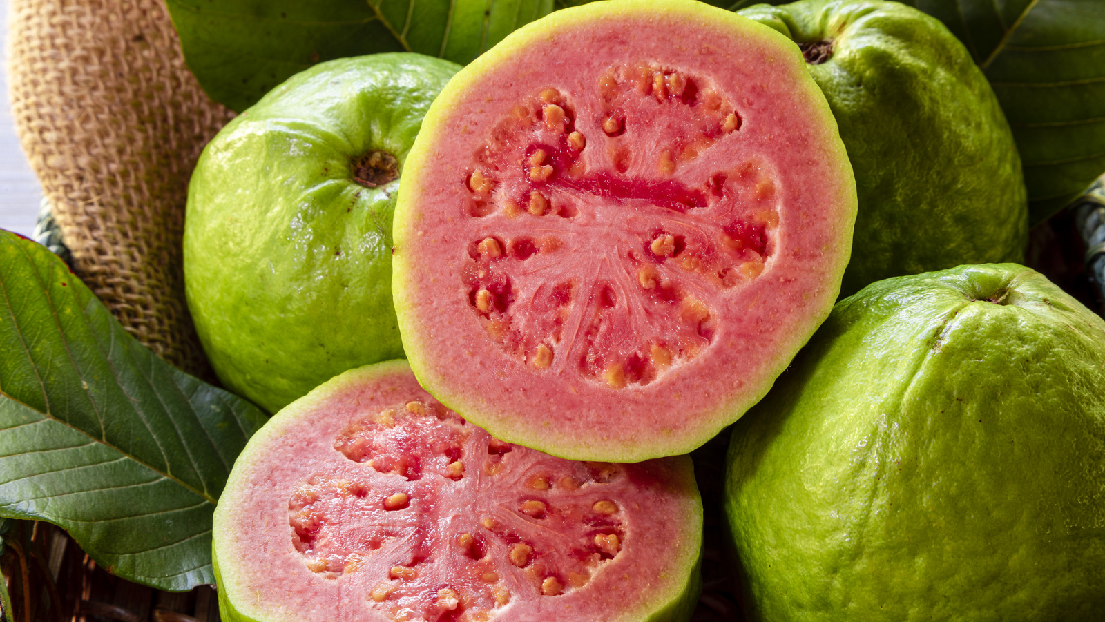 How To Use A Paper Bag To Ripen Guava