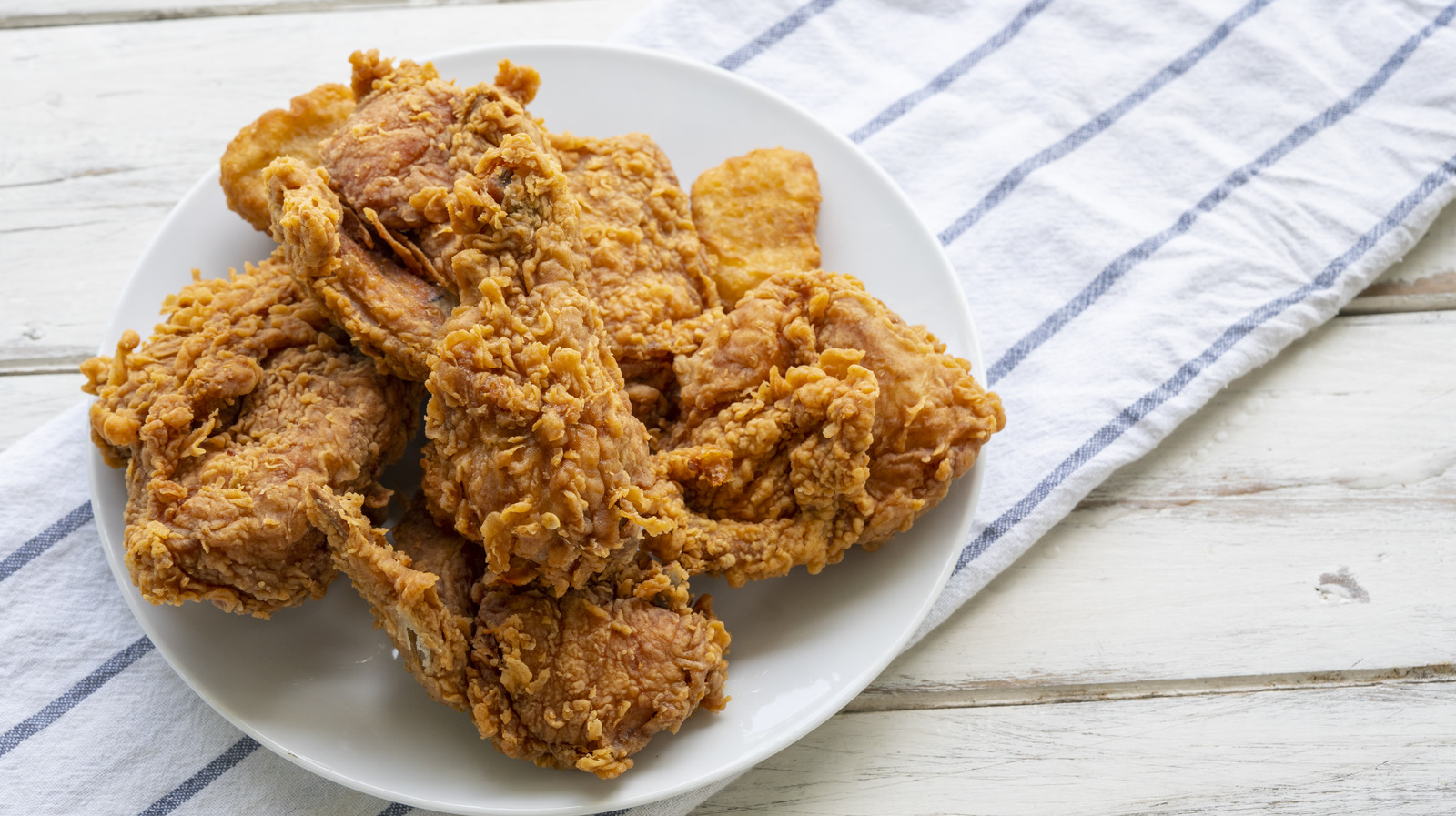 The Simple Mistake Everyone Makes When Draining Fried Food