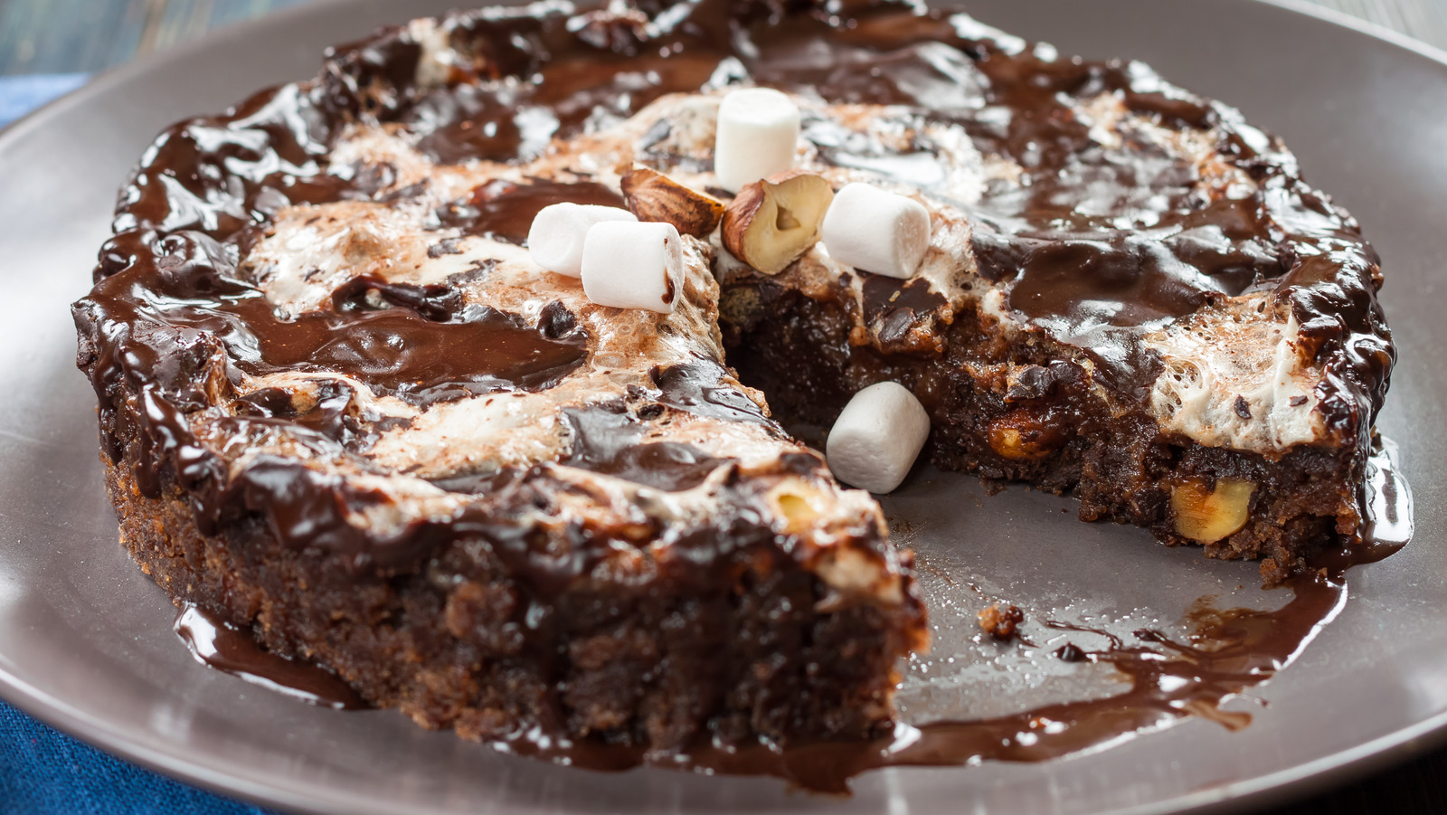 The Slightly Gross Way The Mississippi Mud Pie Got Its Name