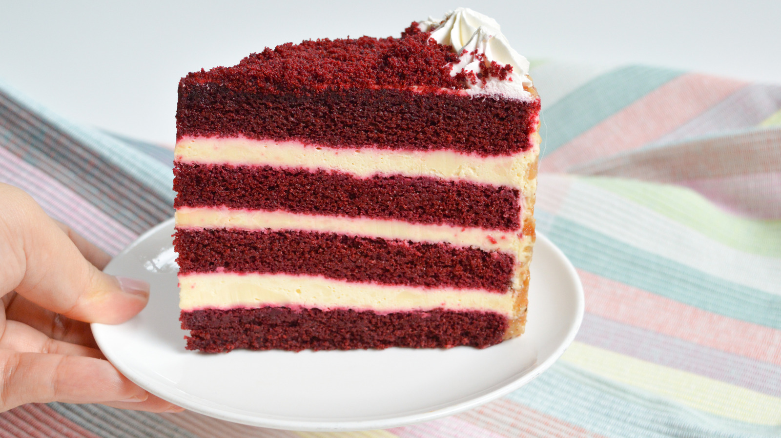 The Unconventional Cake Cutting Technique You Should Be Using For Less ...