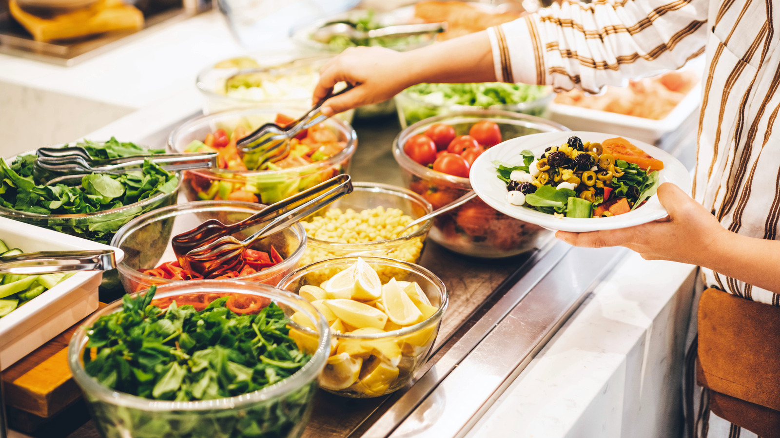 Which Restaurant Chain Still Has An All-You-Can-Eat Salad Bar?