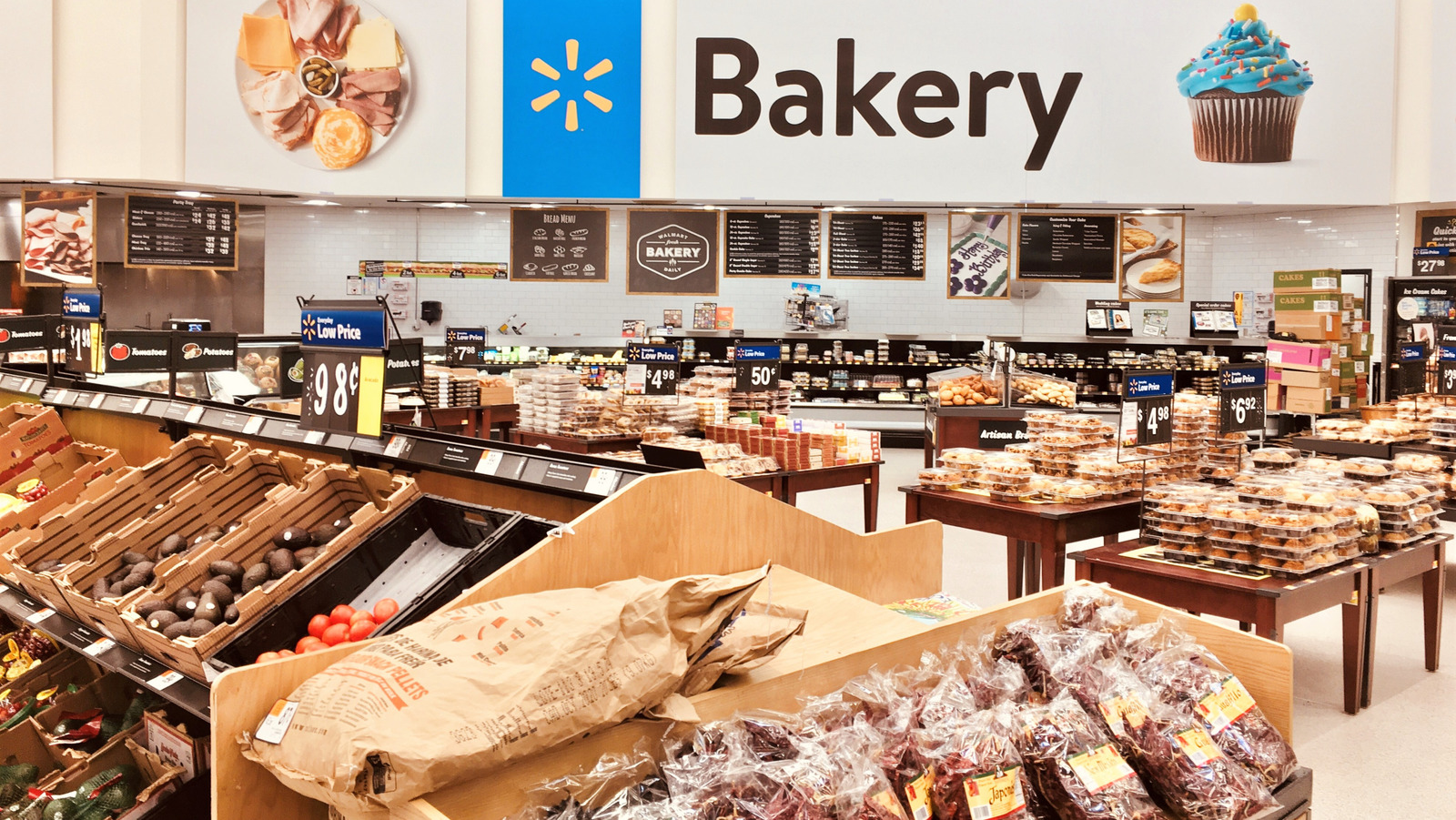 The Walmart Bakery Cake Shoppers Can't Get Enough Of