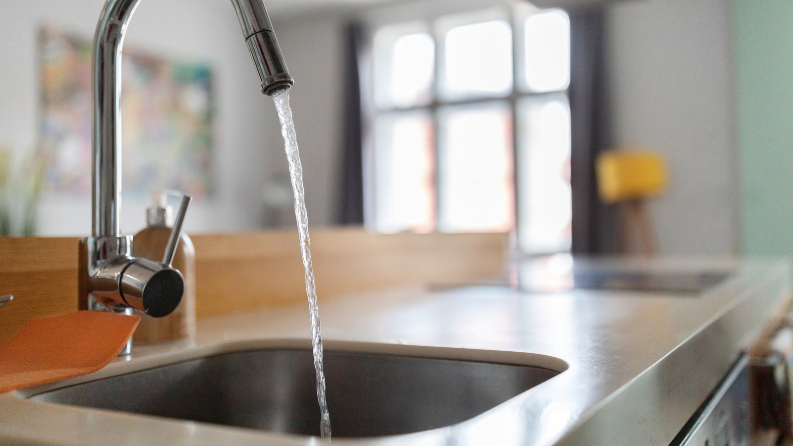 This Is How Often You Should Clean Your Kitchen Sink Drain To Keep It ...