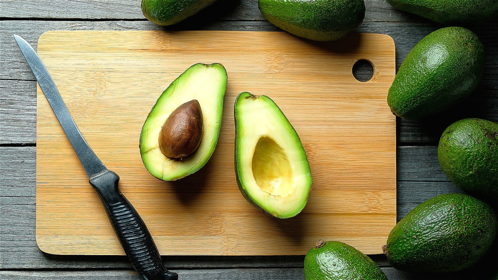 Craving Avocado Crunch? Add In 3 Extra Ingredients To Make Avo Chips