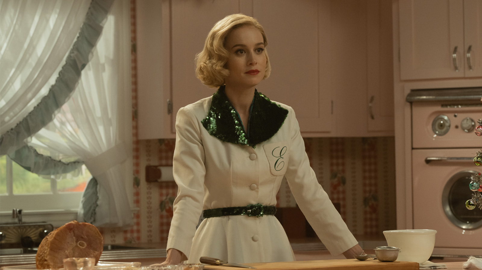 3 Cooking Tips I Learned From Lessons In Chemistry