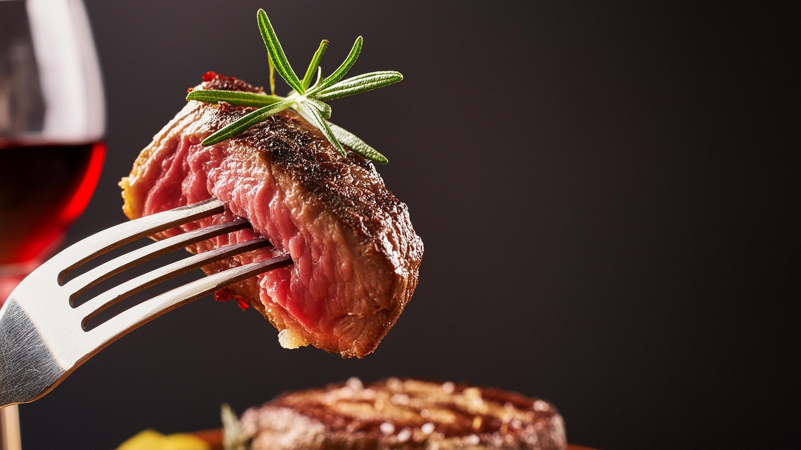 What To Do If Your Steak Isn't Cooked Right At A Restaurant