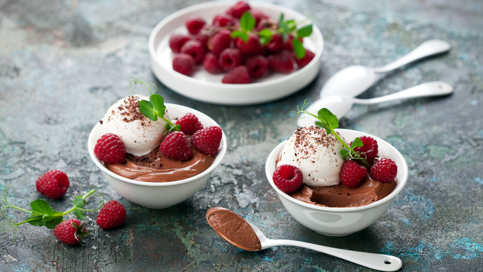 What's The Difference Between Chocolate Pudding And Mousse?