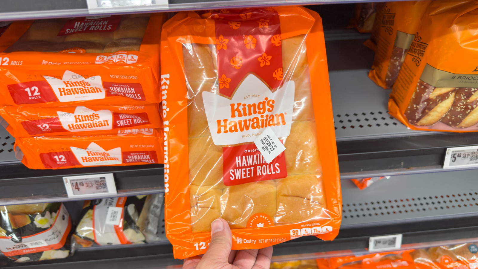 Yes, You Can Make Cinnamon Rolls With King's Hawaiian Rolls