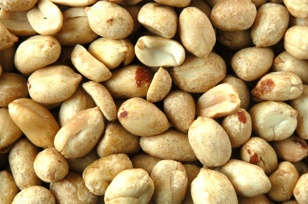 Boiled Peanuts with a Kick Recipe - Food Republic