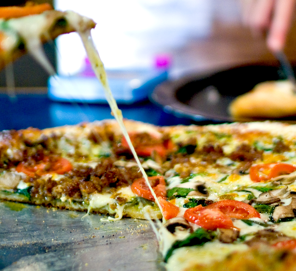 20 Favorite Pizzas Around the Country - Food Republic