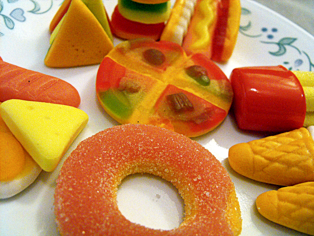 The Secret Black Market of 1990s Lunchbox Trades - Food Republic