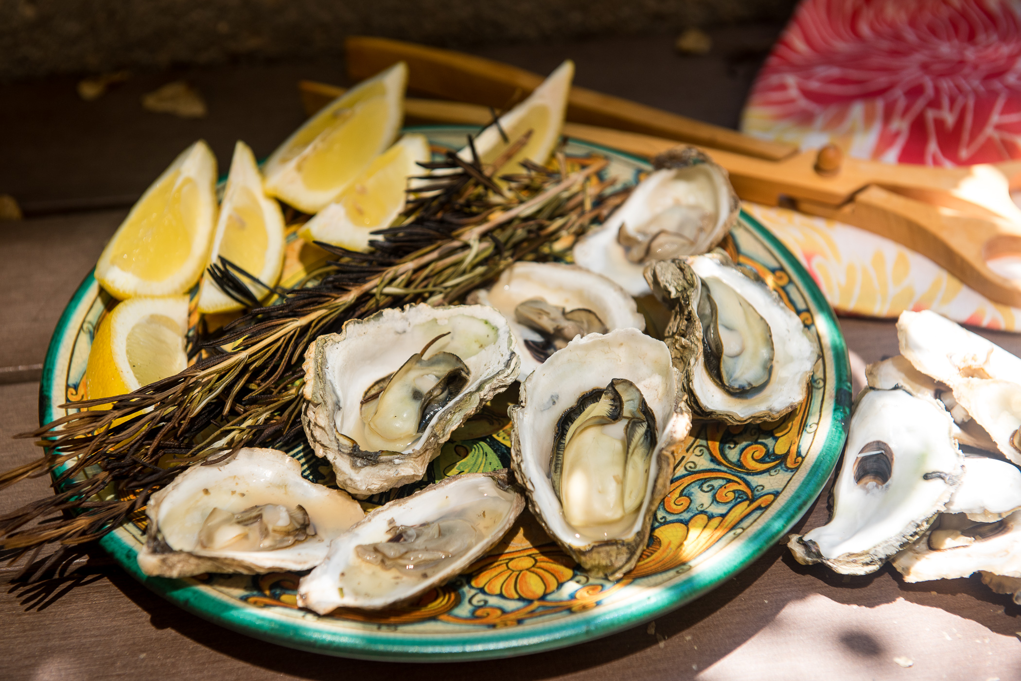 Haute Camping Easy Rosemary Smoked Oysters Food Republic