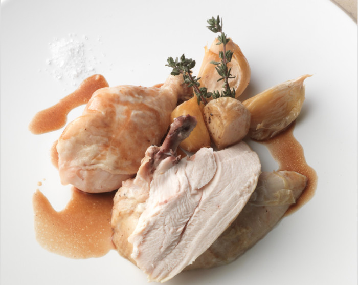 Roast It Tonight: Chicken With 40 Cloves Of Garlic - Food Republic