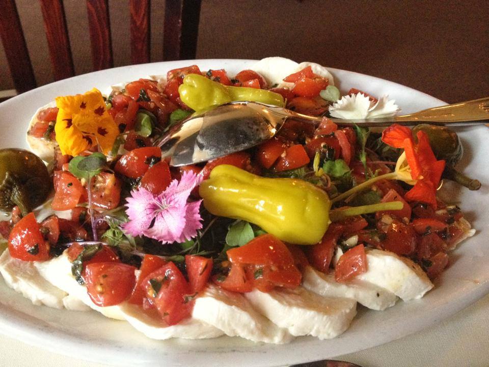 Heading To The Razorbacks Game? Here Are 14 Places To Eat Really Well ...