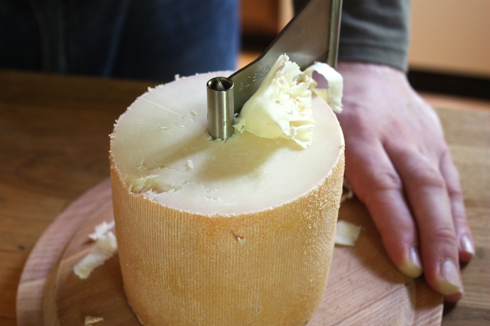 8 Swiss Cheeses That Will Blow Your Mind - Food Republic