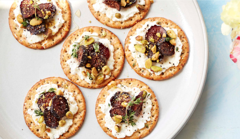 Our Favorite Fancy Hors d'Oeuvres For New Year's Eve