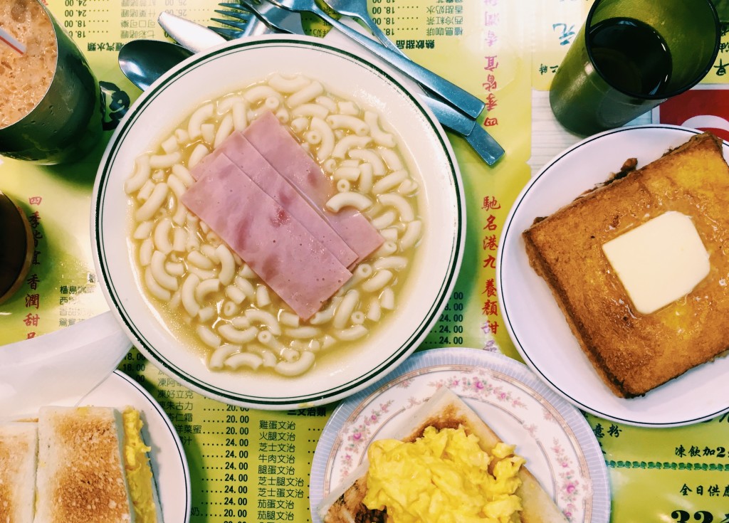 Inside Hong Kong's Dirt Cheap 'Cha Chaan Teng' Restaurants - Food Republic
