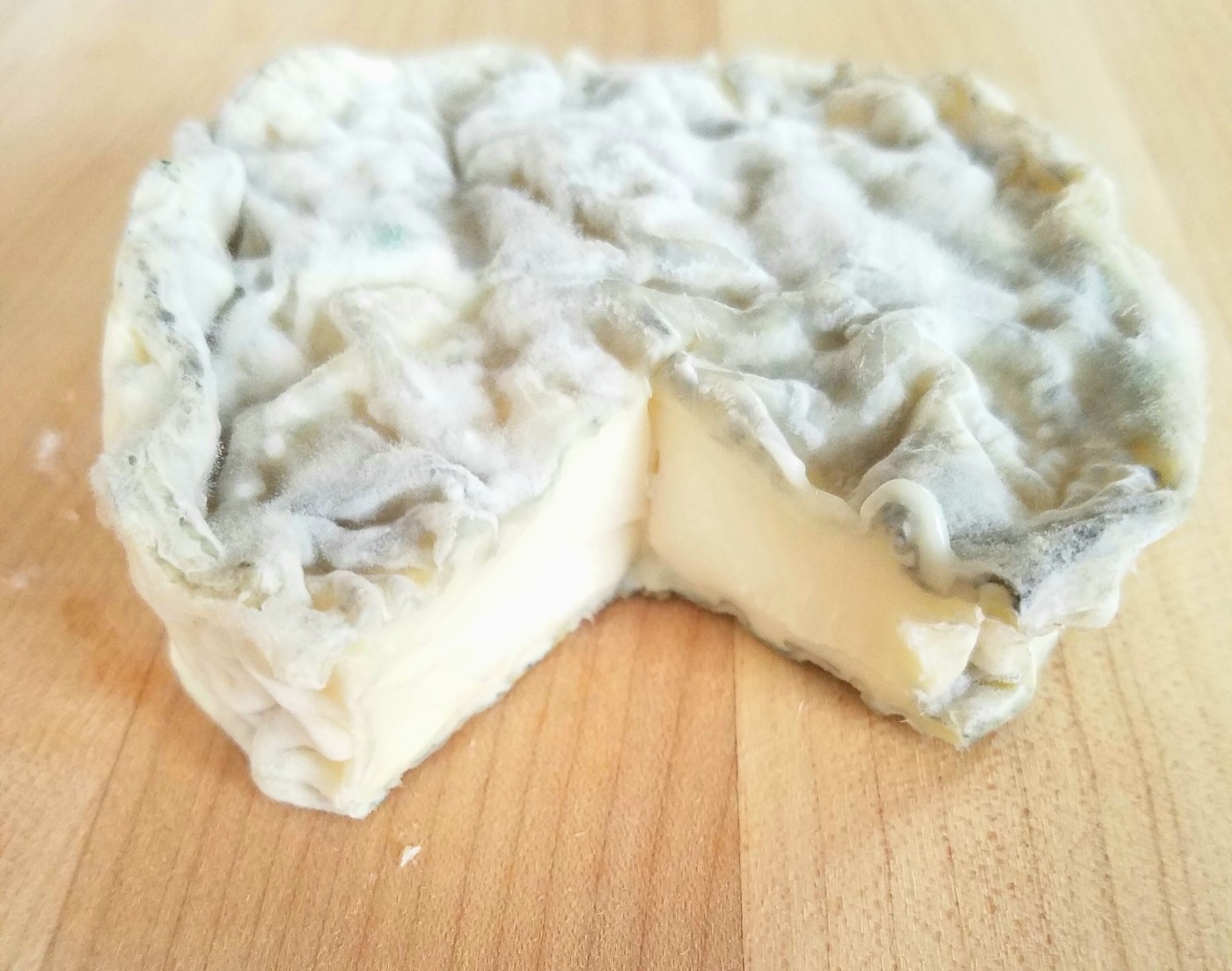 All-American Cheese Boards To Serve On New Year's Eve