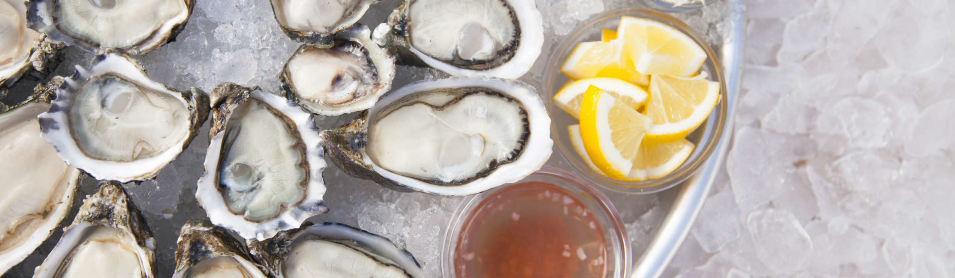 How To Shuck Oysters Like A Pro - Food Republic