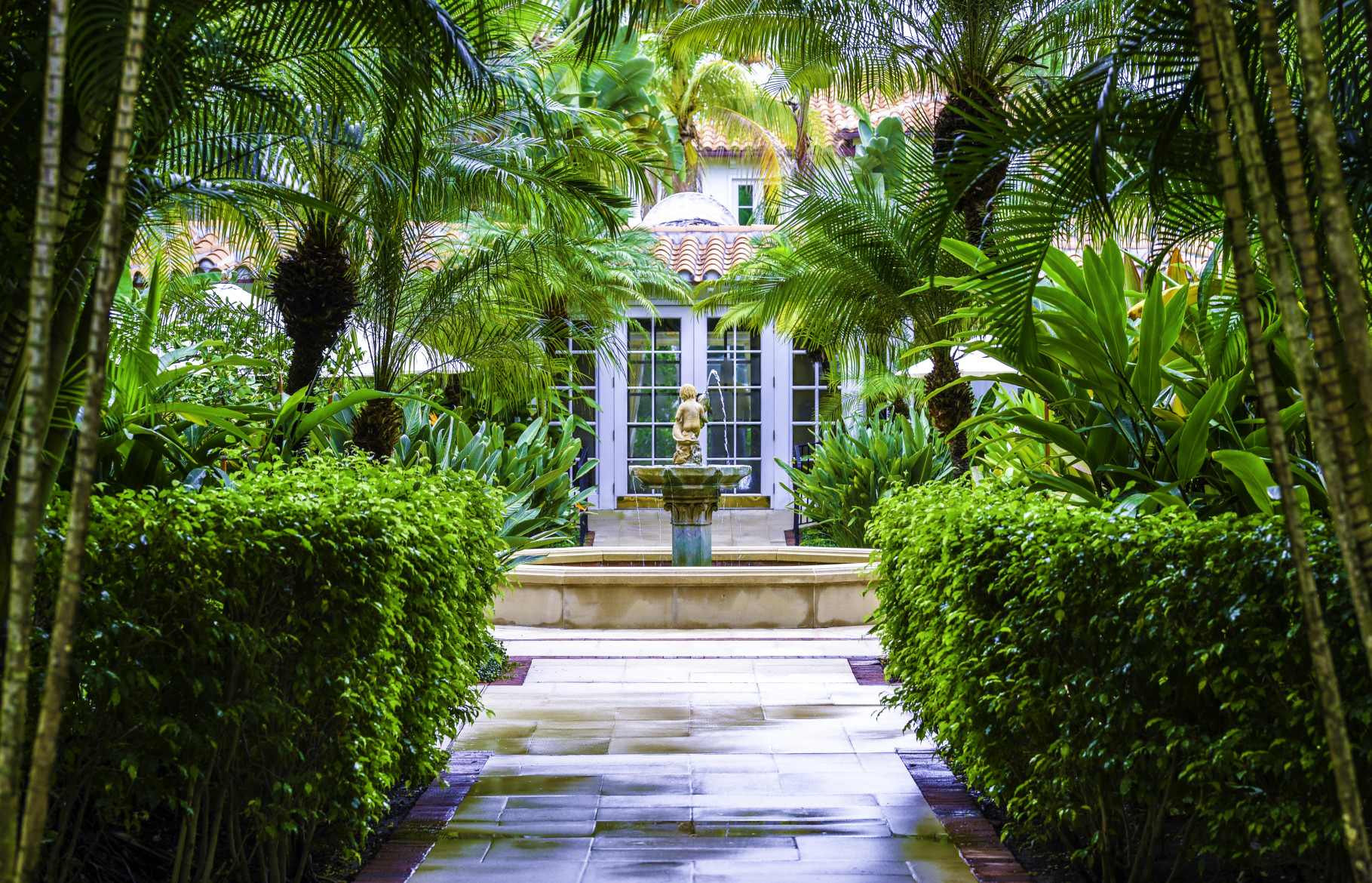 Daniel Boulud And More Make Palm Beach's Brazilian Court Hotel Worth A Stay